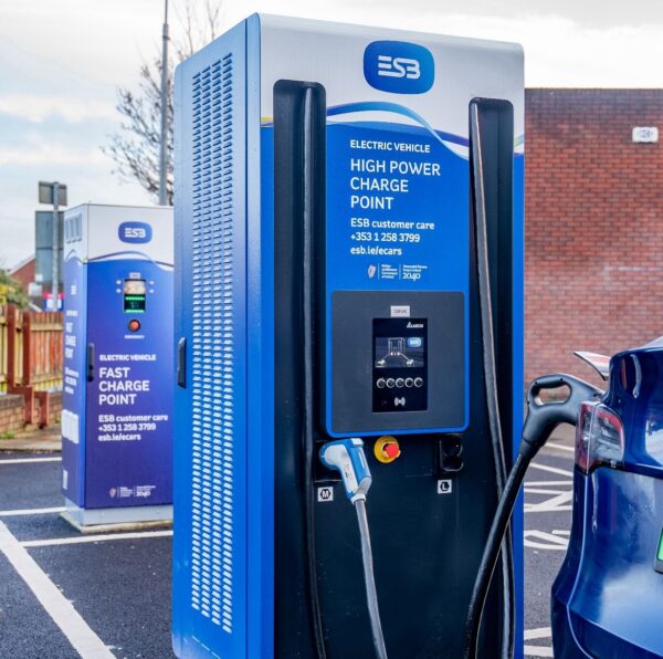 ESB Slashes Rates on Public EV Charging Network - Energy Efficiency