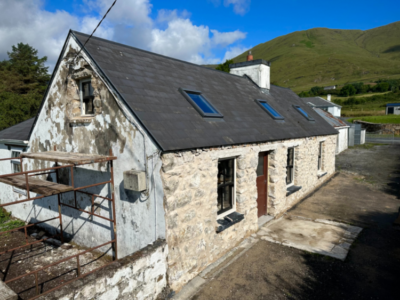 Major cottage renovation in Connemara blends the "old ways with the new ...