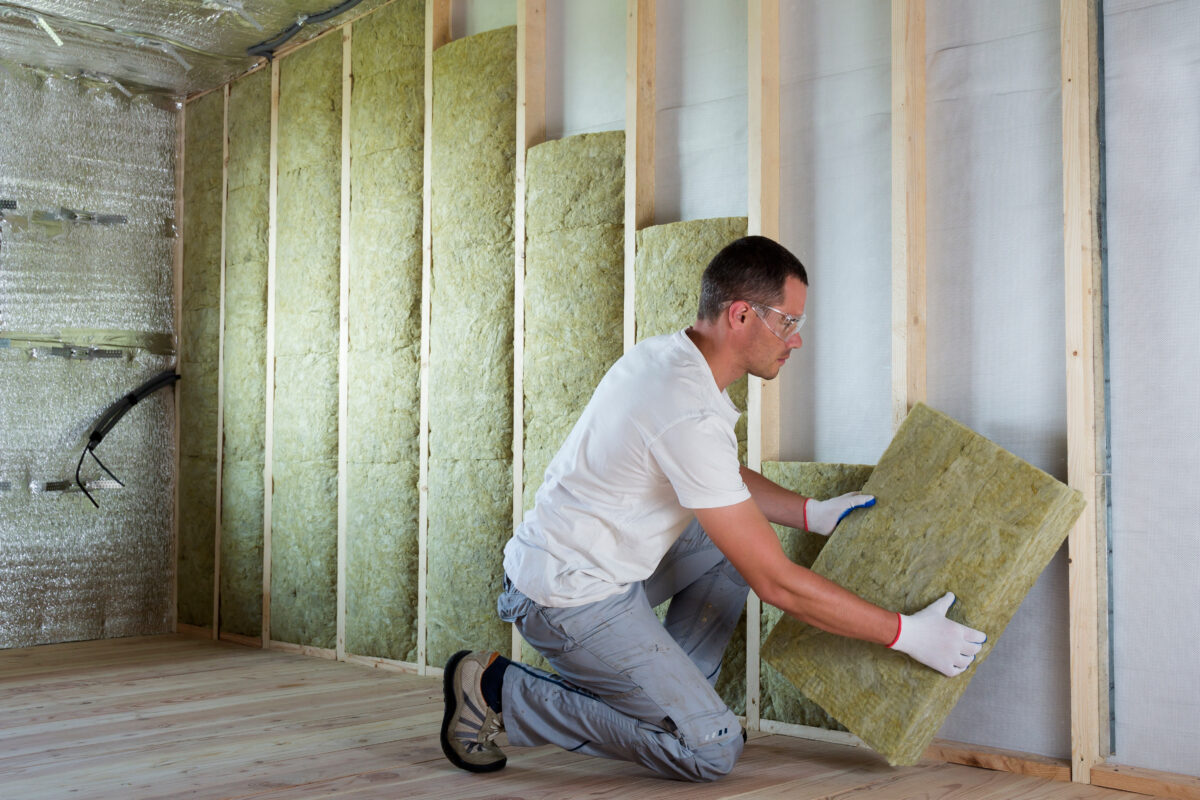Home Insulation Guide Ireland (2026) | Costs, Grants & Best Options